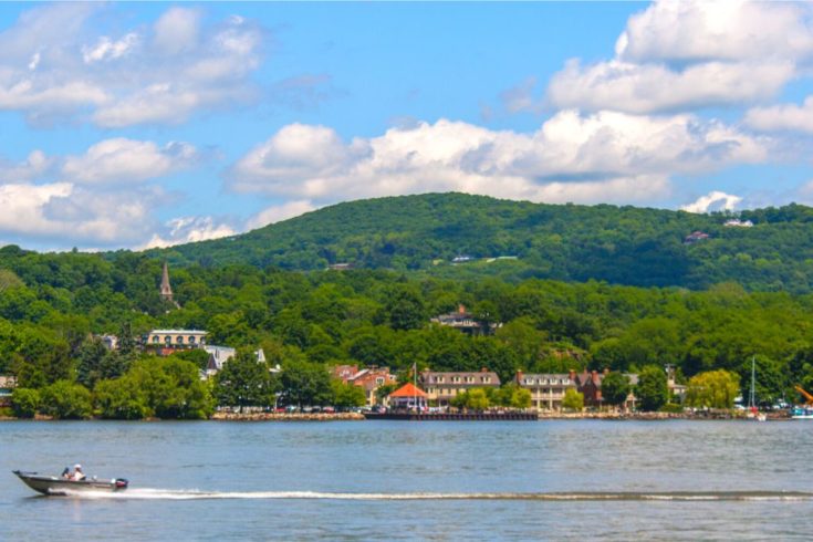 14 Amazing Best Things to do in Cold Spring NY + Local Tips